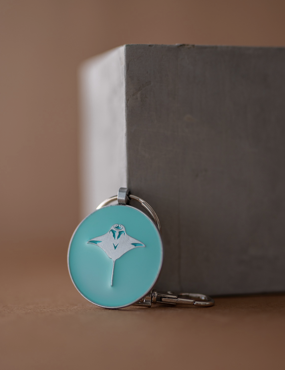 Manta Ray Keychain – Oevaali Art Shop, Maldives